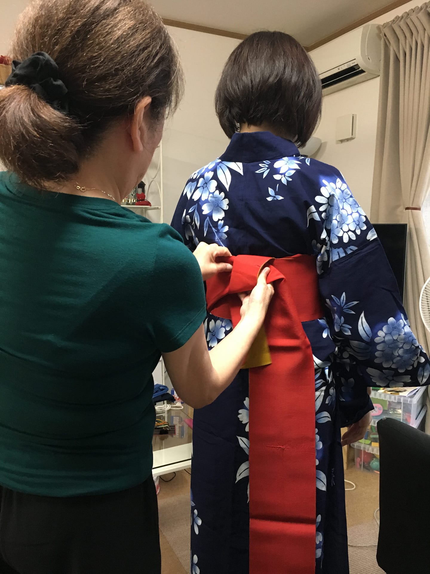 How to Wear a Yukata: A (Very) Basic Guide - Coffee + Camo